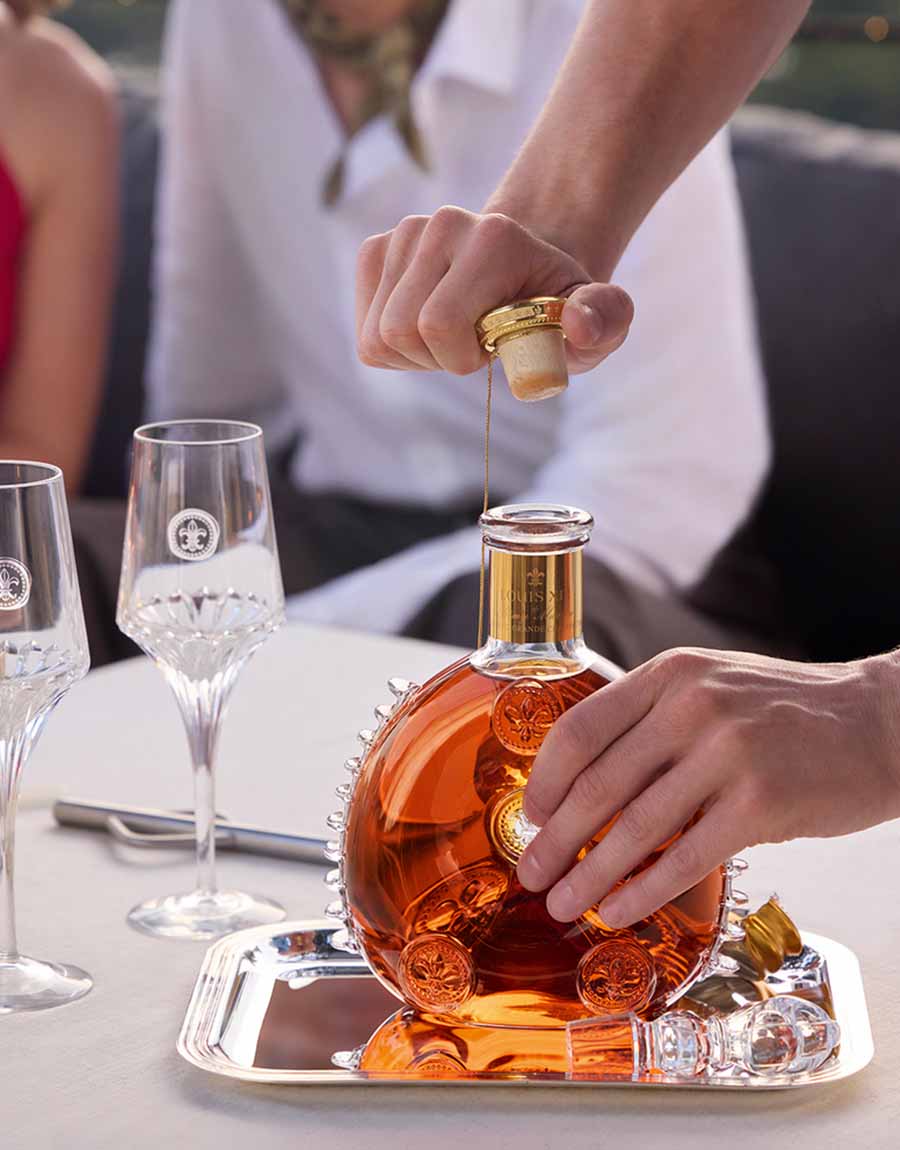 Ritual Service LOUIS XIII Cognac - Official website